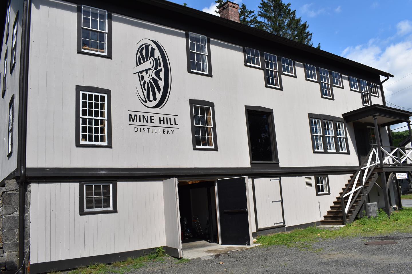 Historic Craft Distillery Tasting Room in Roxbury, CT | Mine Hill ...
